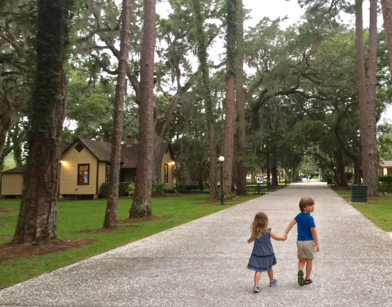 Unsupervised play for kids, are you scared of it? - ACUPFUL