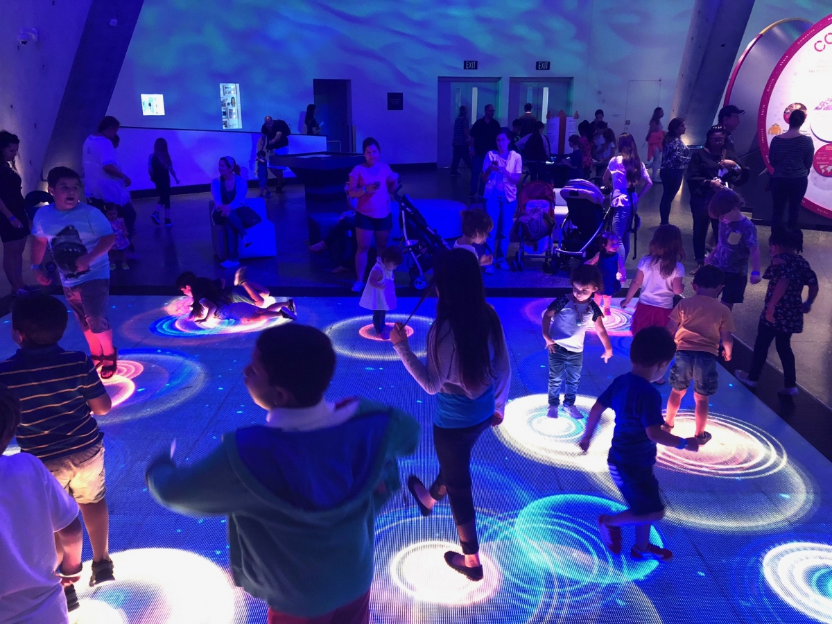 Miami with kids: Phillip and Patricia Frost Science Museum - ACUPFUL