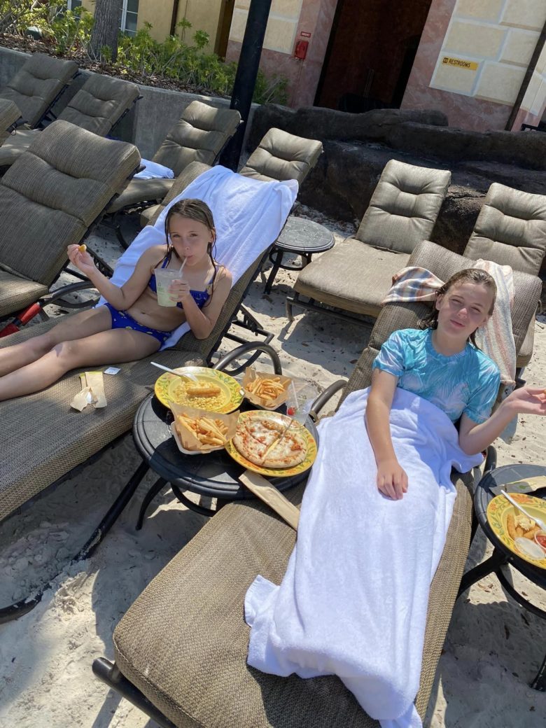 Tips for Universal Orlando Hotel Pool Hopping - ACUPFUL